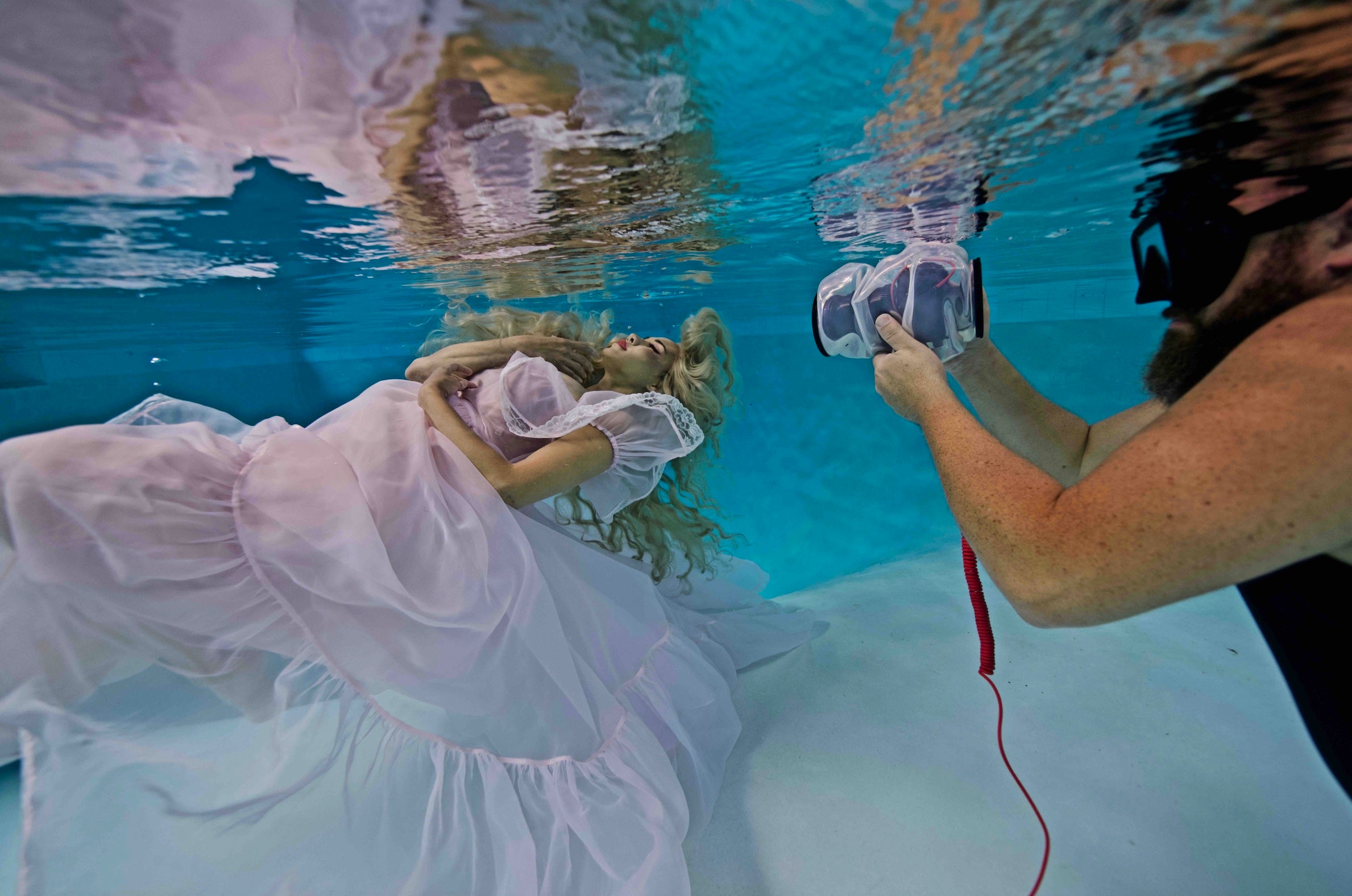 Underwater Portrait Photography Housing | Outex – Outex Underwater ...